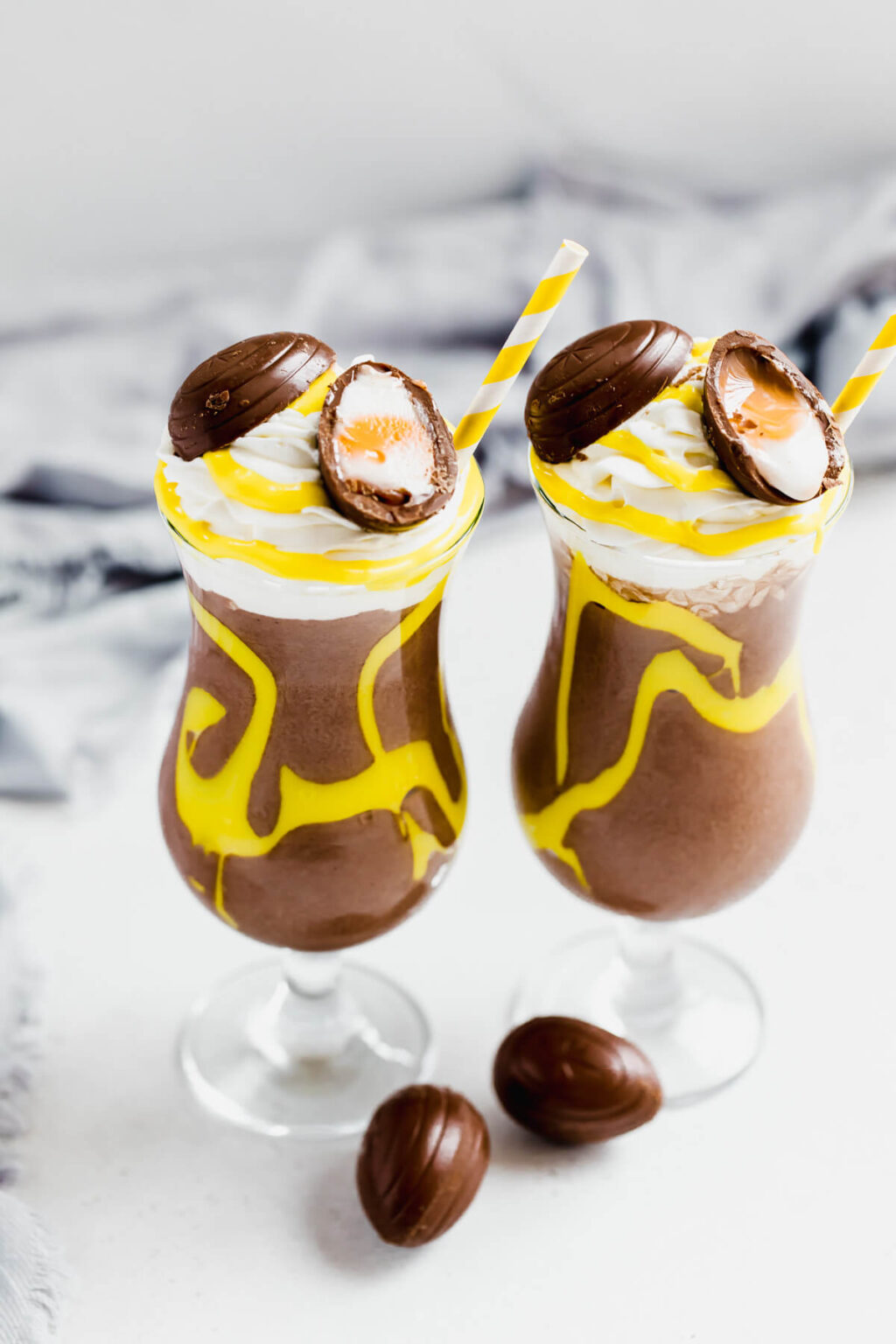 Cadbury Creme Egg Milkshake | Queenslee Appétit