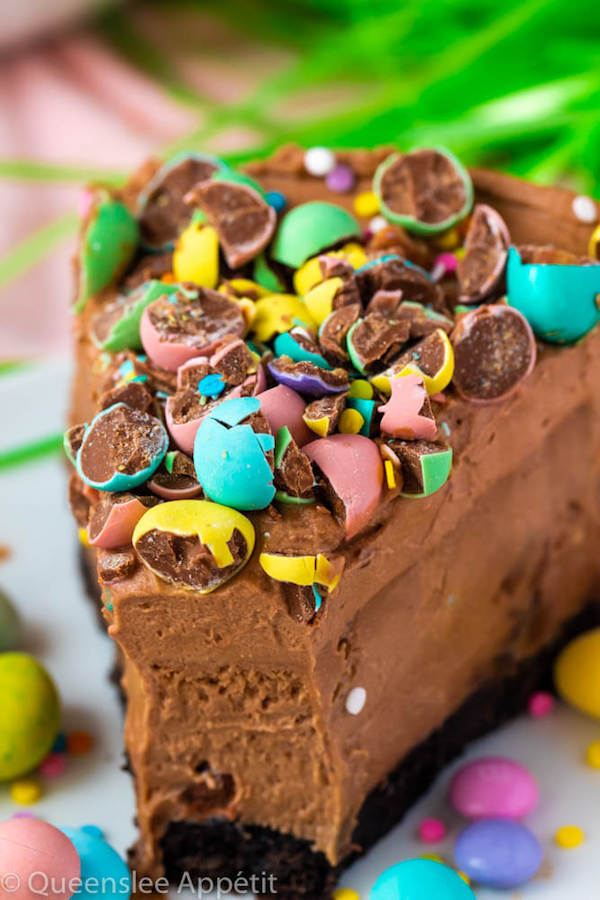 Malted Easter Egg Milk Chocolate Cheesecake | Queenslee Appétit